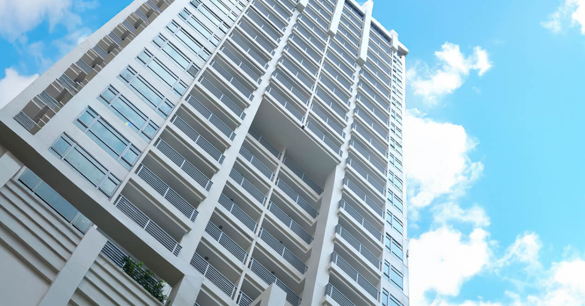 Salcedo Square: Urban Living Thirty Stories High